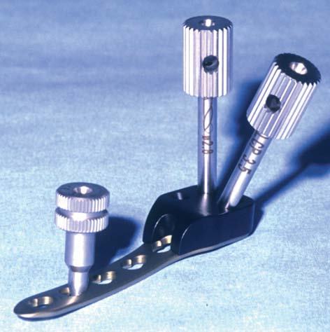 Fijación interna para fracturas de húmero proximal utilizando la placa ...